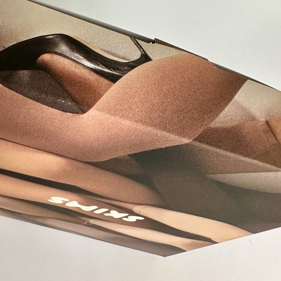 SKIMS | Pants & Jumpsuits | Nwt Skims Sculpting Legging Size Sm Brand ...